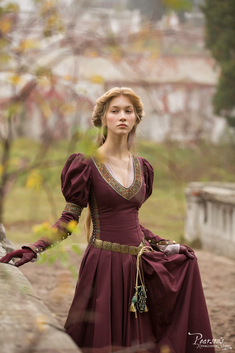 Princess In Exile Dress– Pearson's Medieval Shoppe