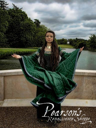 Experience the Superior Quality of Our Authentic Medieval Clothing ...