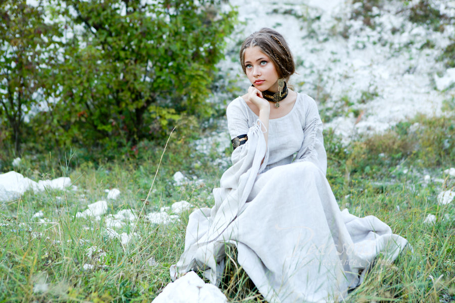 Medieval Flax Linen Archeress Chemise– Pearson's Medieval Shoppe