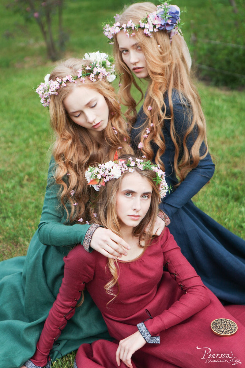 Secret Garden Dress– Pearson's Medieval Shoppe